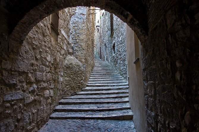 Catalonia Private Tour with Medieval Towns and Montserrat with Transport - Key Points