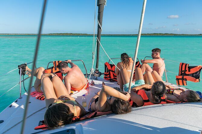 Catamaran Adventure: Sailing and Swimming in the Bacalar Lagoon - FAQ
