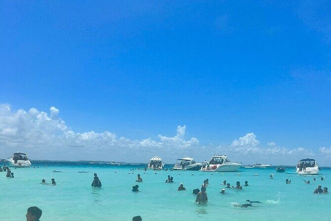 Catamaran Cancun to Isla mujeres Lunch OpenBar and Snorkeling - Who Will Love This Tour?