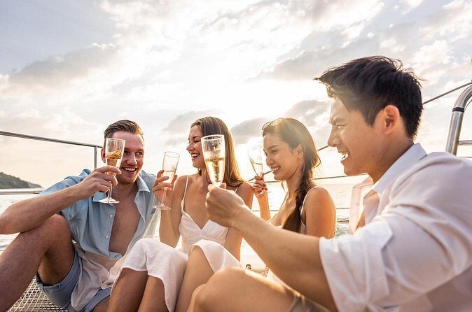 Catamaran Cruise Private Tour with Snorkeling in Montego Bay - Return Journey and Final Moments