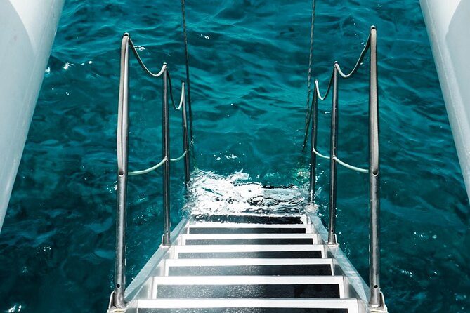 Catamaran Cruise to Papagayo Beaches, Lunch and Water Activities - Onboard Dining and Refreshments