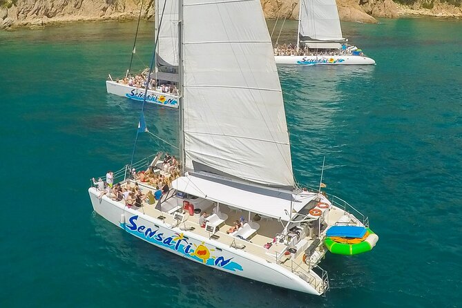 Catamaran Departure in a Young Atmosphere - Who Can Join? Accessibility and Limitations