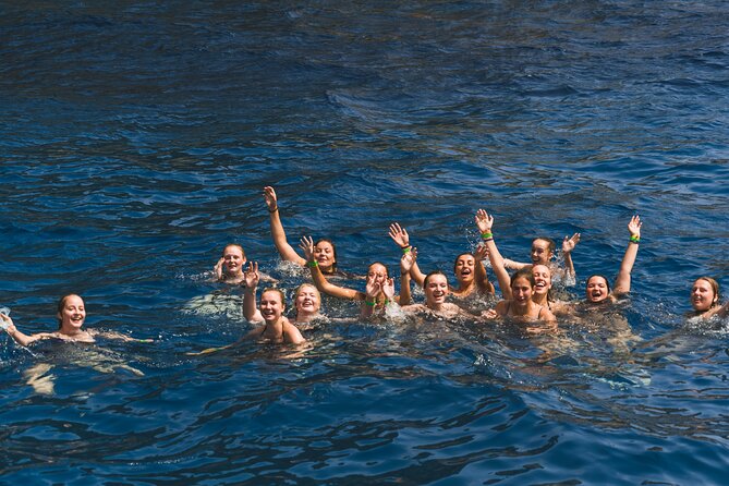 Catamaran Departure in a Young Atmosphere - Reviewing the Catamaran Sensation: What Past Travelers Say