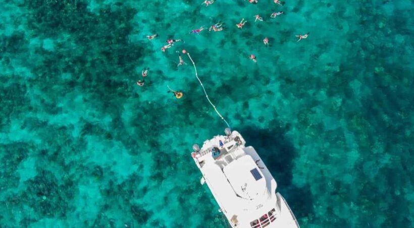 Catamaran party Boat con open bar y snorkeling en punta cana - Who Should Consider This Tour?