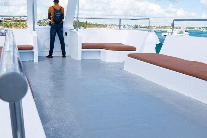 Catamaran Party Snorkeling and Barra Libre from Punta Cana - What to Expect on the Catamaran Party Snorkeling Tour