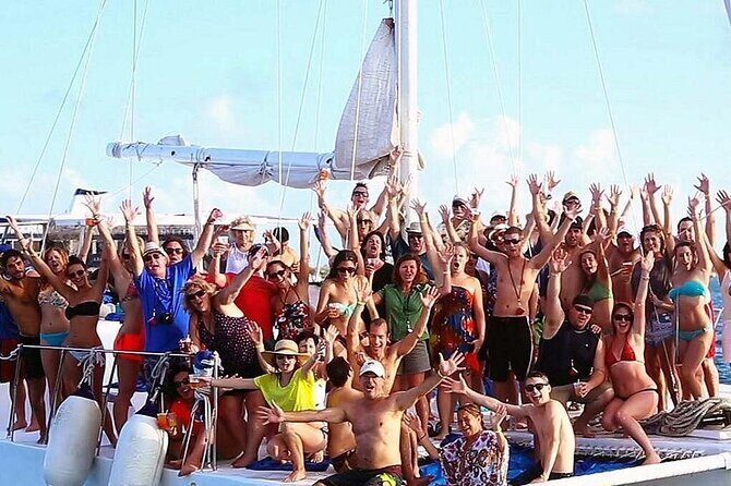 Catamaran Plus Reef Snorkeling and Isla Mujeres Visit - Uncover the Charm of the “Catamaran Plus Reef Snorkeling and Isla Mujeres Visit” Tour