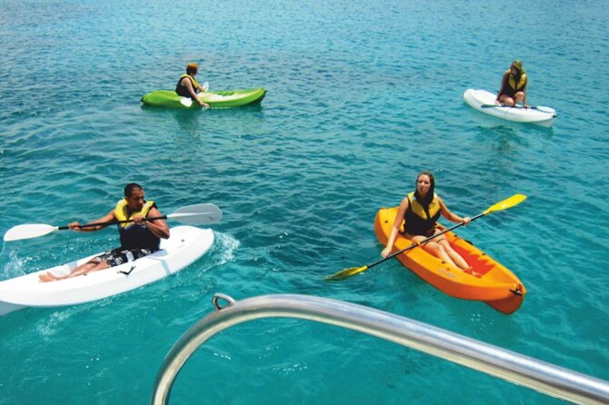 Catamaran Sailing Day To La Graciosa with Lunch - Key Points