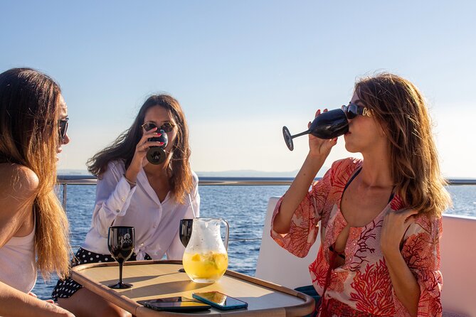 Catamaran Sailing in Palma Mallorca Includes Aperitif and BBQ - About Your Stay