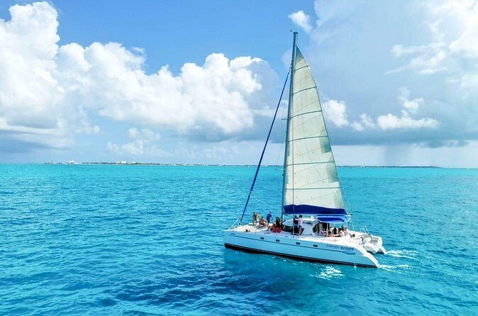 Catamaran Sunset Open Bar and Snacks - Who Is This Tour Best For?
