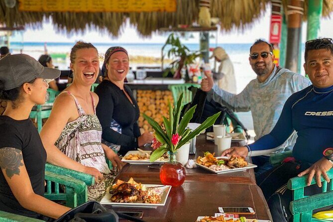 Catamaran Tour to Isla Mujeres from Cancún with Bar and Lunch - Who Should Consider This Tour?