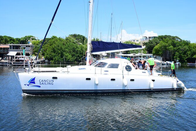 Catamaran Tour to Isla Mujeres, Open bar, Lunch, Snorkeling, Beach Club Included - FAQ