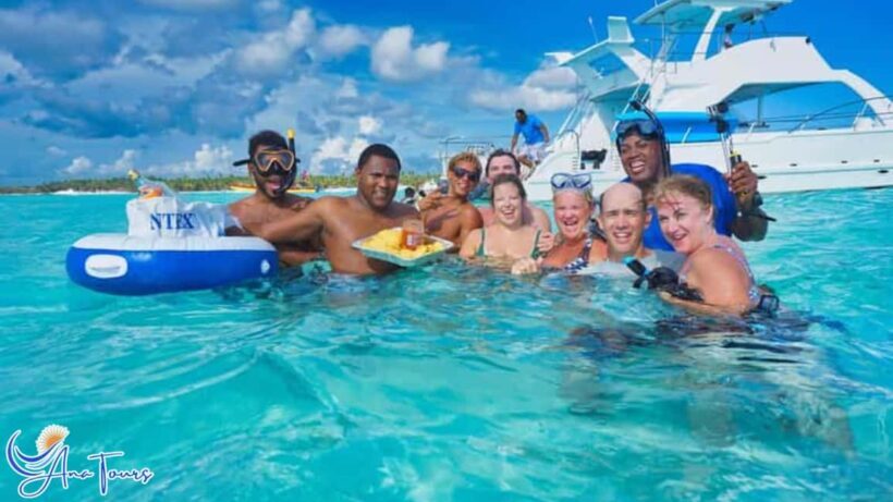 Catamaran Tour to Saona Island with Tropical Buffet Lunch - Is This Tour Right for You?