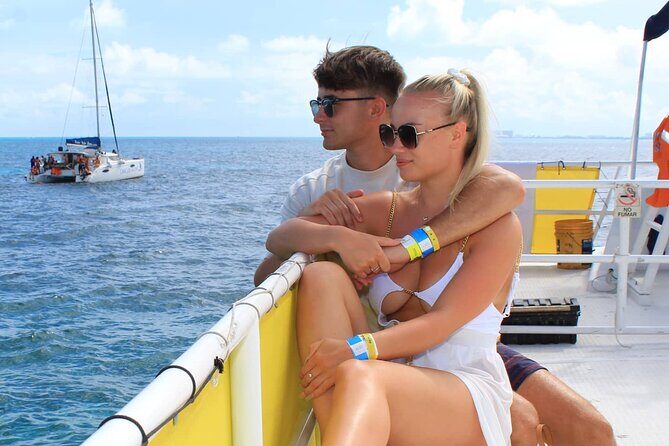 Catamaran Unlimited Isla Mujeres from Playa del Carmen - Free Time in Isla Mujeres Town
