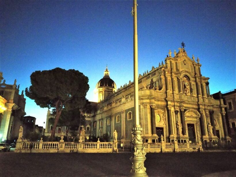 Catania: Underground and Street Food Walking Tour - Authenticity and the Experience of Local Life