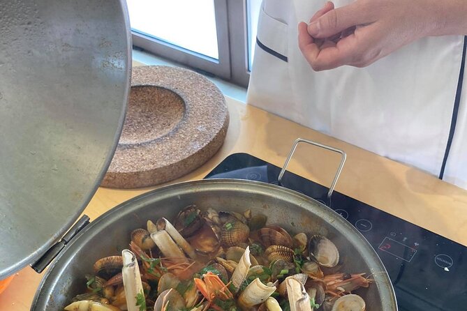 Cataplana for All: From Kitchen to the Table - Uncovering the Instructor Expertise