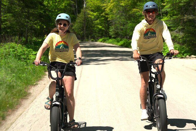 Cave Point E - Bike Tour - The Experience: An In-Depth Look at the Tour Itinerary