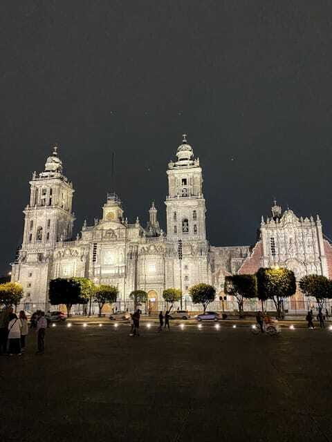 CDMX: Day of the Dead Legends, Ghosts and Mysteries Tour - Authentic Experience and Atmosphere