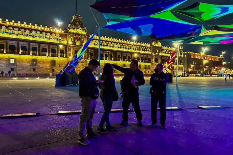 CDMX: Night Walking Tour of the City, with option to visit the Torre Latinoamericana - The Final Stop: Torre Latinoamericana