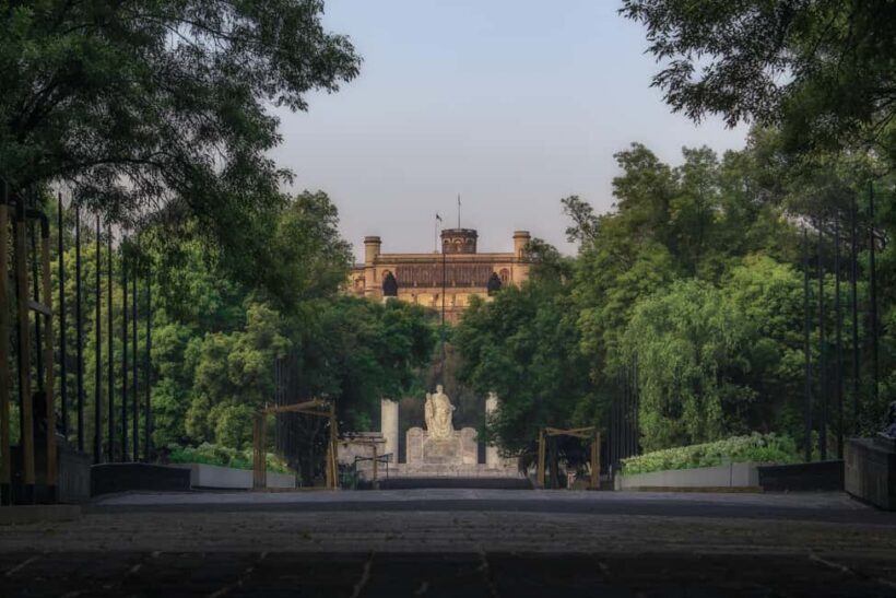 CDMX: Private bicycle tour through the Chapultepec Forest. - Exploring Mexico Citys Green Heart: A Bicycle Tour of Chapultepec Forest