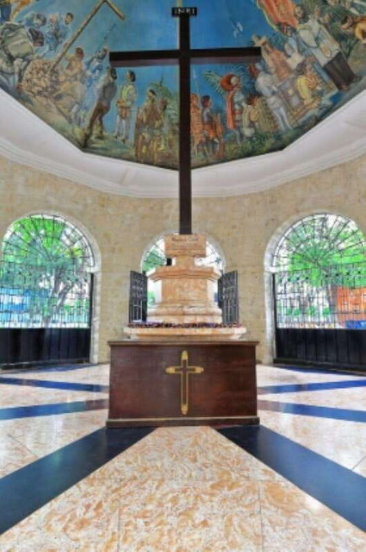Cebu Heritage Highlights Guided Tour - Stop 1: Magellan’s Cross — A Symbol of Cebu’s Christian Roots