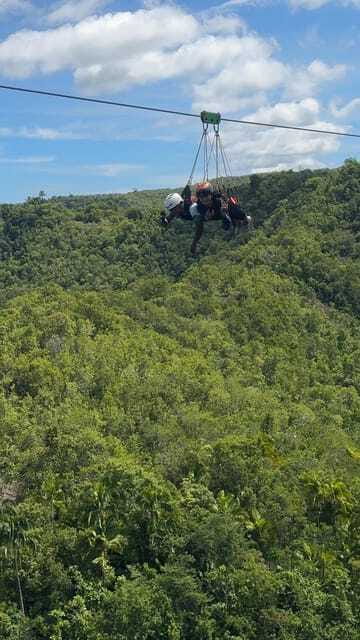 Cebu: Kawasan Falls Canyoneering and Ziplining Group Tour - The Kawasan Falls Stop