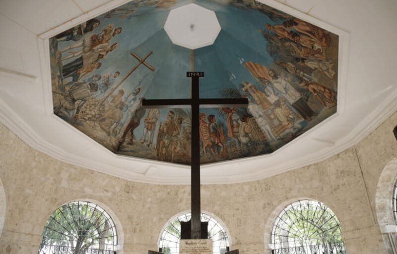 Cebu & Lapu-Lapu City Tour With Lunch at House of Lechon - Key Points