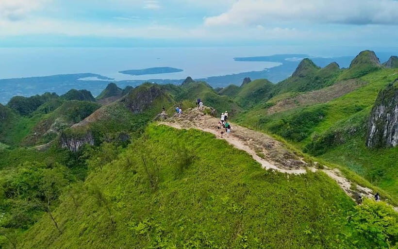 Cebu: Oslob Whale Shark, Tumalog Falls, and Osmeña Peak Tour - Final Thoughts