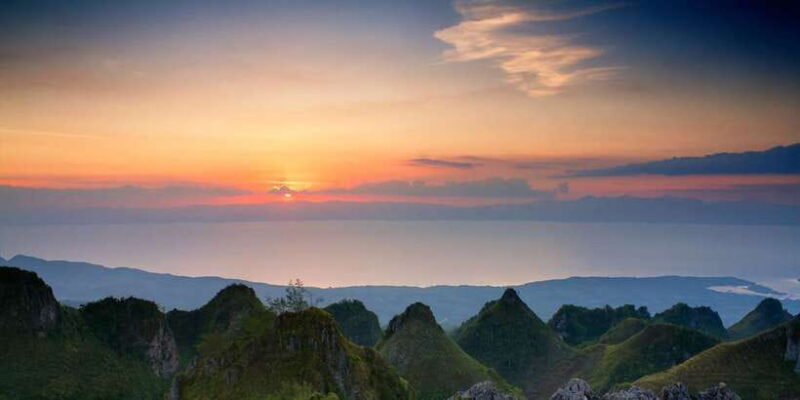 Cebu: Osmeña Peak and Kawasan Falls Canyoneering Day Trip - Practical Tips for Travelers