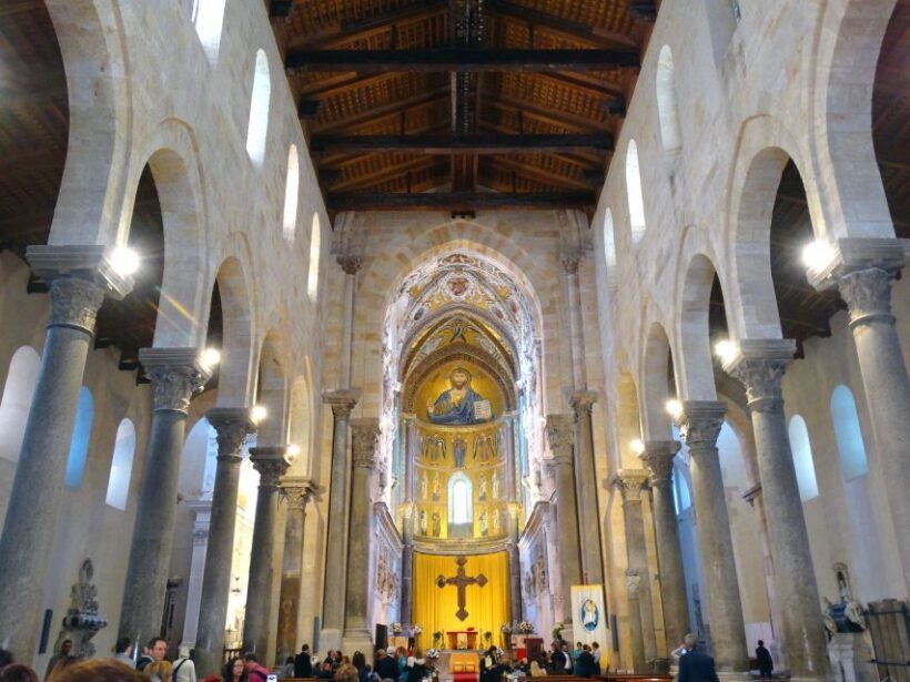 Cefalù: Guided Walking Tour & Cefalu Cathedral Mosaics - Exploring Cefalù: An In-Depth Look at the Tour Experience