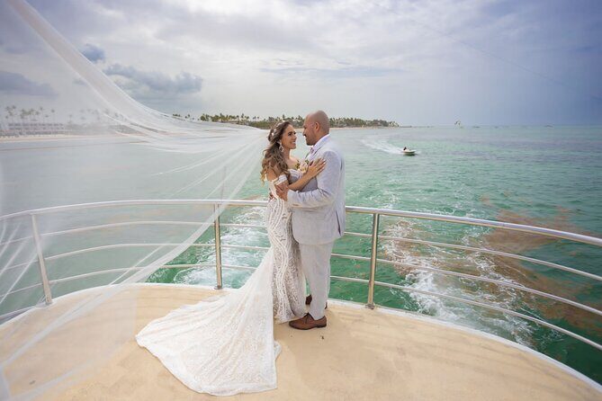 Celebrate your Wedding in Punta Cana on a Private Boat - Key Points
