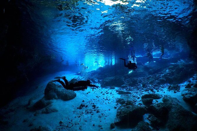 Cenotes 2-Tank Dive in Playa del Carmen/for certified divers only - FAQ