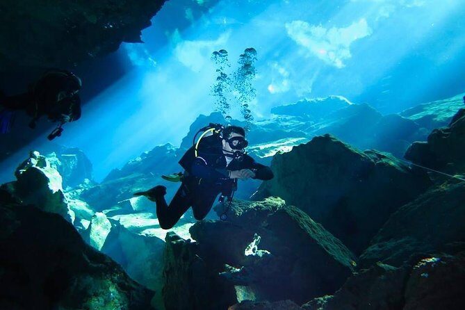 Cenotes diving - The Experience and Authenticity
