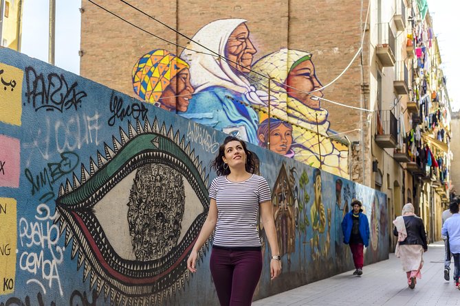 Censored Barcelona Tour - Capturing Insta-Worthy Moments