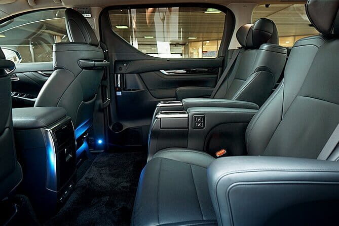 Center Tokyo Private One Way Transfer To Narita Airport (License) - Key Points