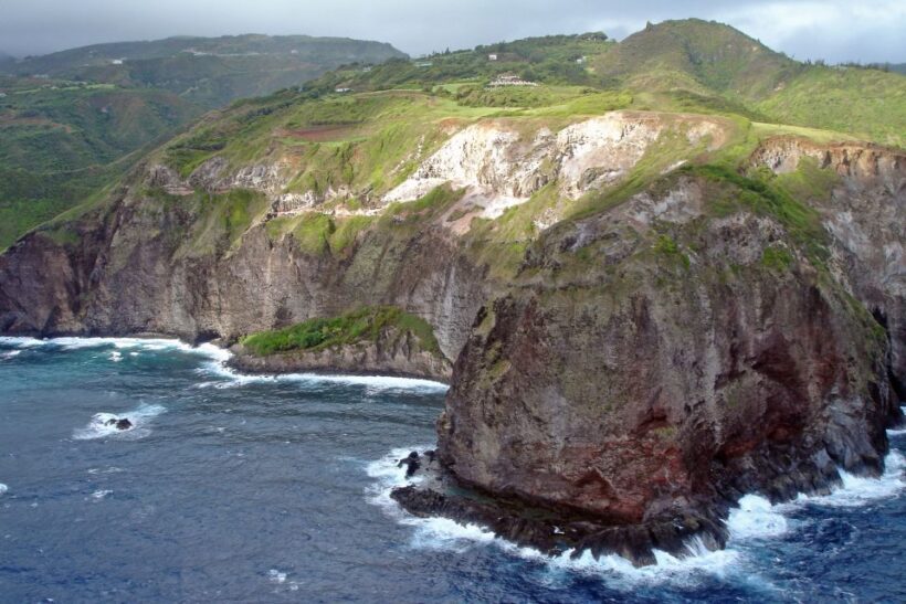 Central Maui: Two-Island Scenic Helicopter Flight to Molokai - What the Price Gets You