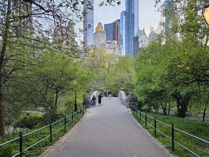 Central Park, NY: Nature, Architecture and Movie Scenes Tour - An In-Depth Look at the Central Park Experience