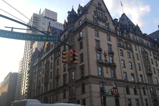 Central Park Scandal and Vice Tour - Central Park Scandal and Vice Tour: A Darker Peek into the Iconic Green Space