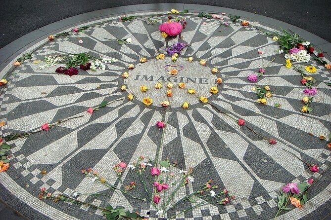 Central Park Wonders And Secrets Shared Walking Tour - A Closer Look at the Itinerary