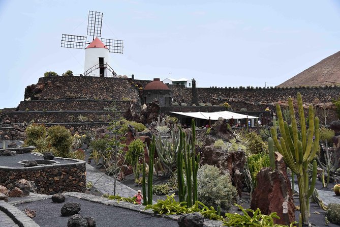 Cesar Manrique Artworks Jameos and Cuevas - Experiencing the Monumento El Campesino