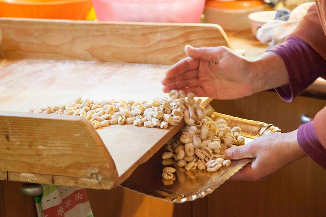 Cesarine: Small Group Pasta and Tiramisu Class in Alberobello - Meeting and Pickup Details