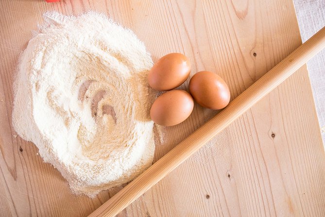 Cesarine: Small group Pasta and Tiramisu class in Padua - The Experience in Detail