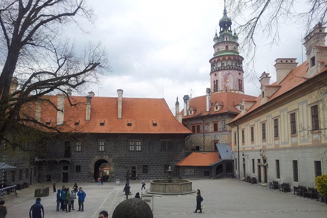Cesky Krumlov One Day Trip From Prague by Bus - Free Time in the Old Town