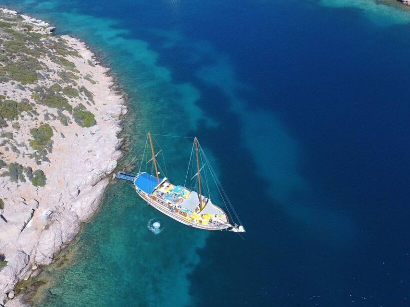 Cesme: Small Group Boat Tour with Open Buffet Lunch - What to Expect from the Experience