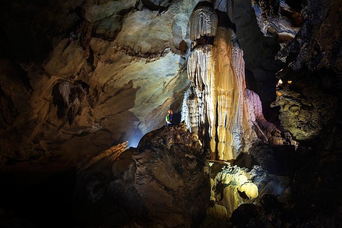 Cha Loi Cave 1 day like Tazan in the Jungle - Introducing the Cha Loi Cave 1-Day Adventure