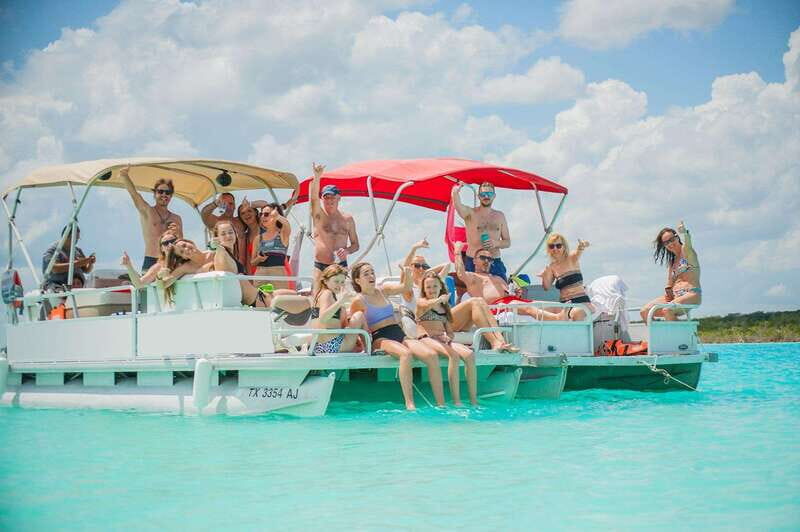 Chacchoben Mayan Ruins and Bacalar Lagoon Boat Excursion - Exploring the Chacchoben Ruins