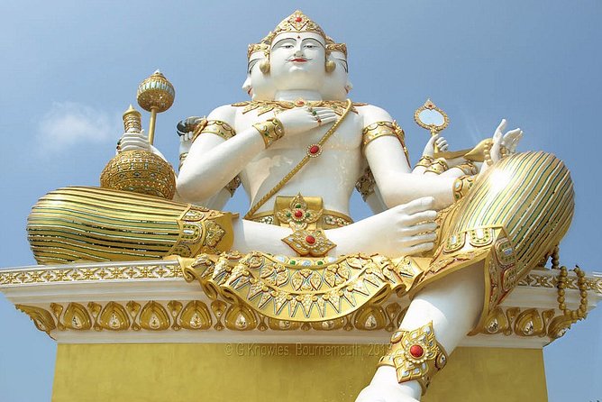 Chachoengsao One Day Trip from Bangkok : Historic Market and Buddhist Temples - An In-Depth Look at the Itinerary