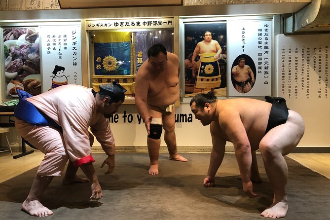 Challenge Sumo Wrestlers and Enjoy Meal in Tokyo - Sumo Wrestling Demonstration