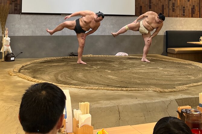 Challenge With Sumo Wrestlers With Dinner in Tokyo - Preparing for the Dinner With Sumo Wrestlers