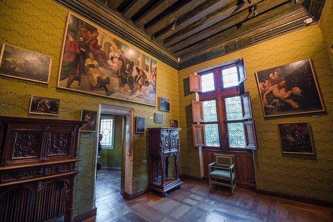 Chambord, Chenonceau and Amboise Private One-Day Tour from Paris - Practical Details and What to Expect