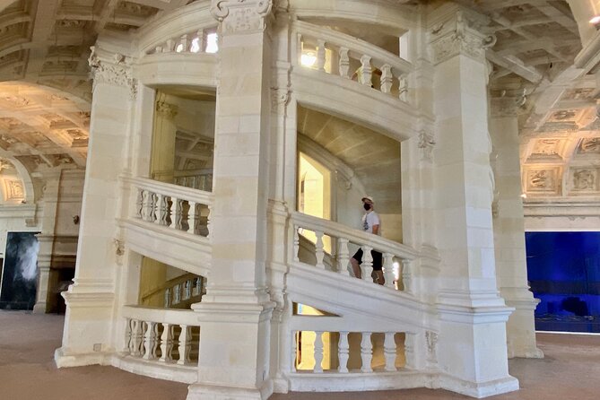 Chambord, Chenonceau, Da Vinci Castle Small group Trip from Paris - What Travelers Say